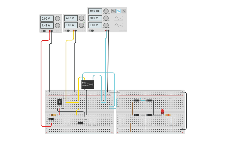 Circuit design circuito con relè AC/DC | Tinkercad