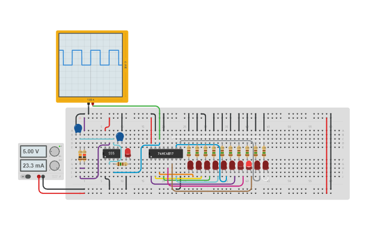 Circuit design NE555 + 4017 - Tinkercad